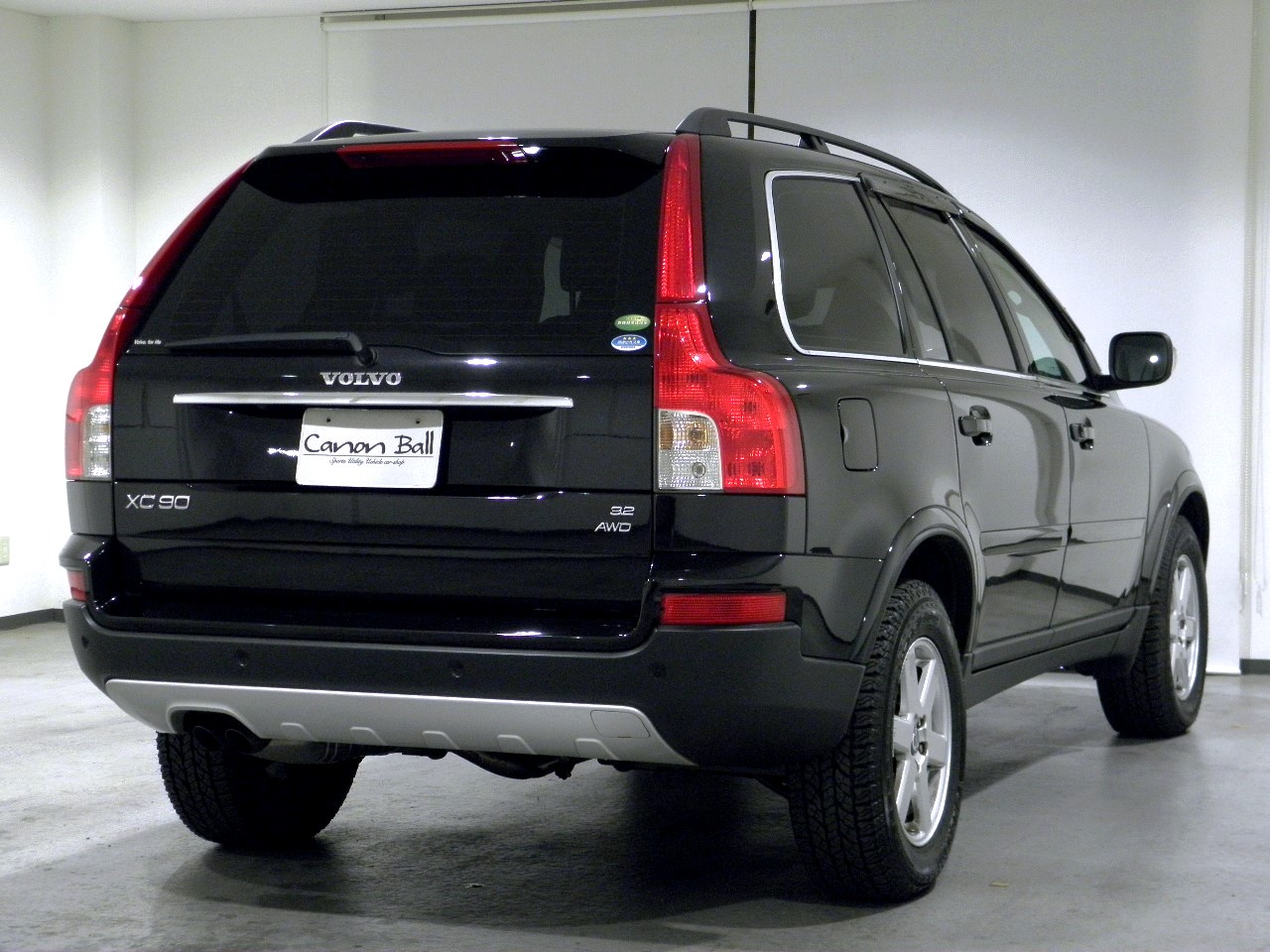 ボルボ XC90 中古車詳細／ボルボ中古専門店【キャノンボール】埼玉・16号線沿い／3，2AWD クリーム本革シート＆ウッドインテリア HDD ...